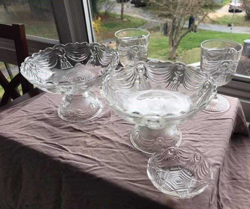 EAPGS Pattern Index - LINCOLN DRAPE WITH TASSEL (AKA)